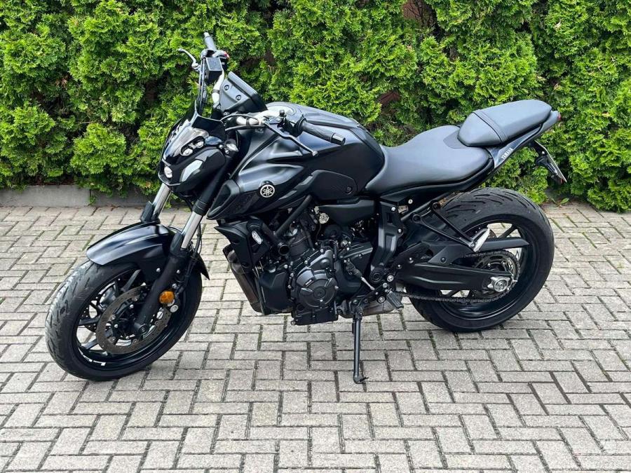 Melns Yamaha MT 07 2024 Jonava, ar dzinēja tilpumu 0.69 L un nobraukumu 12 tūkst. km par 6000 €, foto 5 vietnē AUTOMOTO.COM.LV
