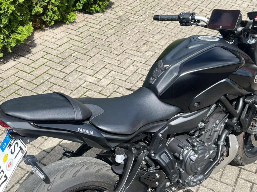 Melns Yamaha MT 07 2024 Jonava, ar dzinēja tilpumu 0.69 L un nobraukumu 12 tūkst. km par 6000 €, foto 10 vietnē AUTOMOTO.COM.LV