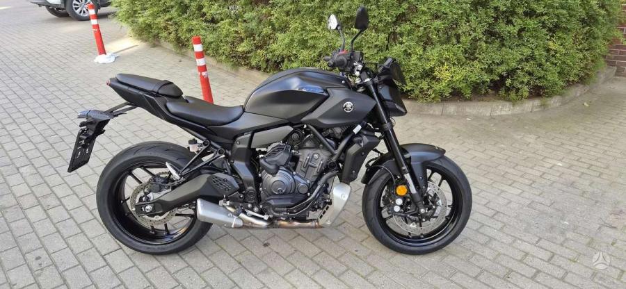 Black Yamaha MT 07 2026 in Vilnius, with an engine capacity of 0.70 L and mileage of 0 thousand km for 6500 €, photo 3 on AUTOMOTO.COM.LV