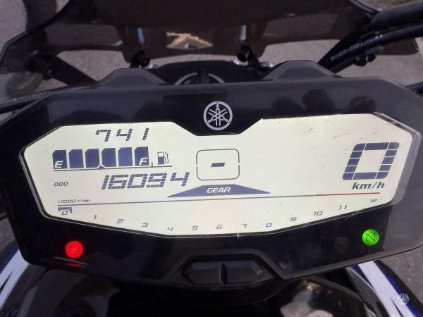 Zils Yamaha MT 07 2015 Viļņa, ar dzinēja tilpumu 0.70 L un nobraukumu 16 tūkst. km par 4300 €, foto 7 vietnē AUTOMOTO.COM.LV