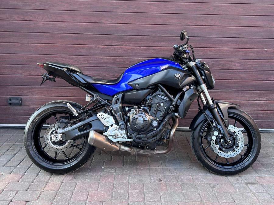 Blue Yamaha MT 07 2016 in Siauliai, with an engine capacity of 0.00 L and mileage of 21 thousand km for 4350 €, photo 5 on AUTOMOTO.COM.LV
