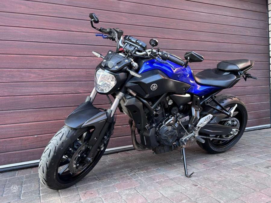 Blue Yamaha MT 07 2016 in Siauliai, with an engine capacity of 0.00 L and mileage of 21 thousand km for 4350 €, photo 7 on AUTOMOTO.COM.LV