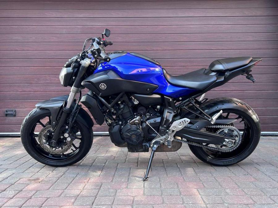 Blue Yamaha MT 07 2016 in Siauliai, with an engine capacity of 0.00 L and mileage of 21 thousand km for 4350 €, photo 9 on AUTOMOTO.COM.LV