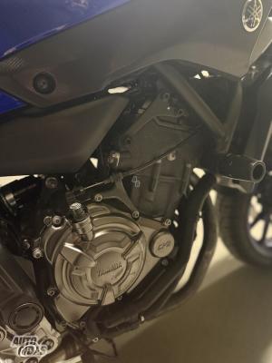 Blue Yamaha MT 07 2017 in Vilnius, with an engine capacity of 0.69 L and mileage of 26 thousand km for 4150 €, photo 11 on AUTOMOTO.COM.LV