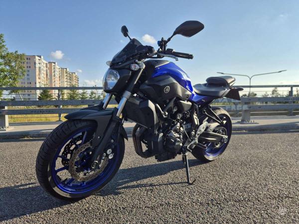 Blue Yamaha MT 07 2018 in Vilnius, with an engine capacity of 0.69 L and mileage of 28 thousand km for 4600 €, photo 2 on AUTOMOTO.COM.LV