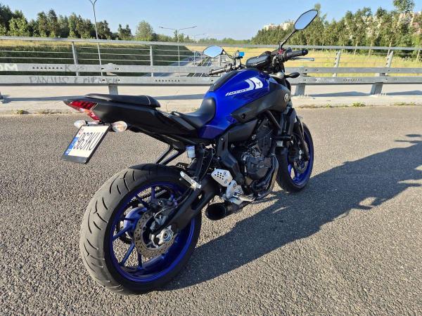 Blue Yamaha MT 07 2018 in Vilnius, with an engine capacity of 0.69 L and mileage of 28 thousand km for 4600 €, photo 4 on AUTOMOTO.COM.LV