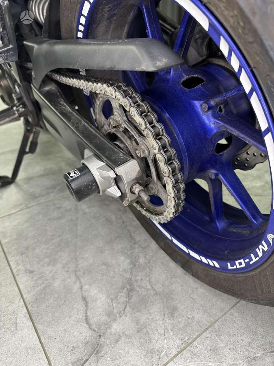 Blue Yamaha MT 07 2018 in Vilnius, with an engine capacity of 0.70 L and mileage of 31 thousand km for 4700 €, photo 5 on AUTOMOTO.COM.LV
