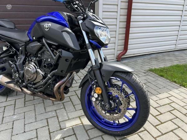 Blue Yamaha MT 07 2019 in Kaunas, with an engine capacity of 0.70 L and mileage of 22 thousand km for 4550 €, photo 2 on AUTOMOTO.COM.LV