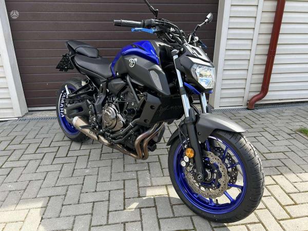 Blue Yamaha MT 07 2019 in Kaunas, with an engine capacity of 0.70 L and mileage of 22 thousand km for 4550 €, photo 3 on AUTOMOTO.COM.LV