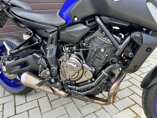 Blue Yamaha MT 07 2019 in Kaunas, with an engine capacity of 0.70 L and mileage of 22 thousand km for 4550 €, photo 8 on AUTOMOTO.COM.LV