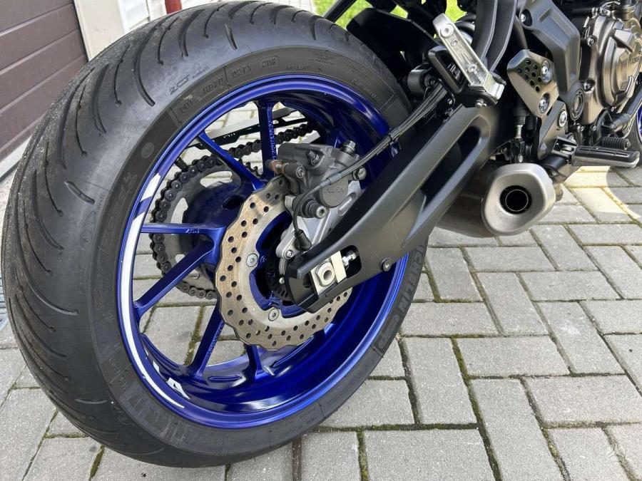 Синий Ямаха MT 07 2019 в Каунас, объемом двигателя 0.70 л и пробегом 22 тыс. км за 4550 €, фото 13 на AUTOMOTO.COM.LV