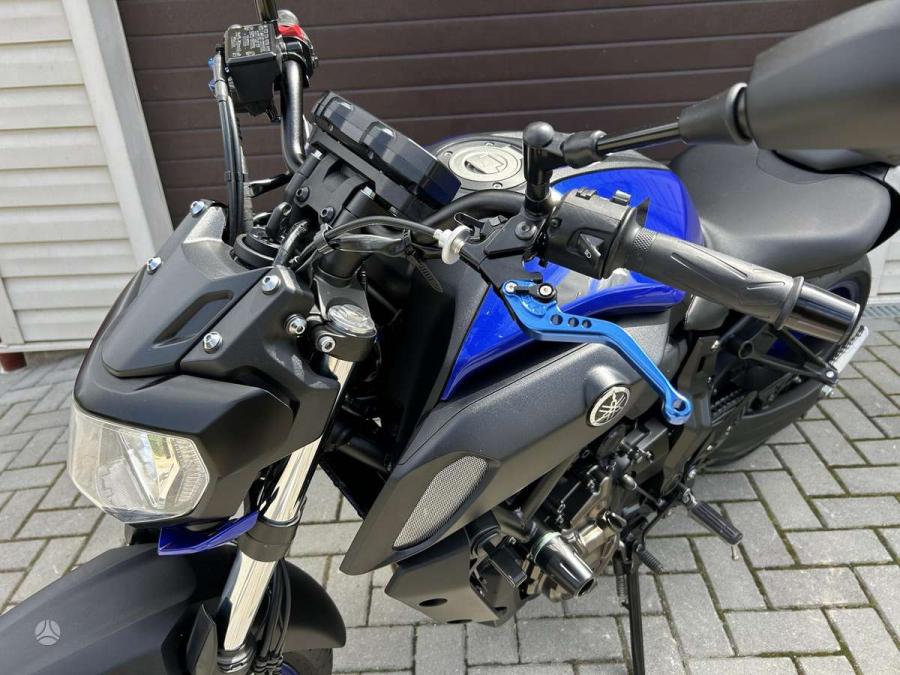 Синий Ямаха MT 07 2019 в Каунас, объемом двигателя 0.70 л и пробегом 22 тыс. км за 4550 €, фото 17 на AUTOMOTO.COM.LV