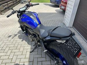 Синий Ямаха MT 07 2019 в Каунас, объемом двигателя 0.70 л и пробегом 22 тыс. км за 4550 €, фото 23 на AUTOMOTO.COM.LV