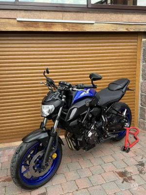 Blue Yamaha MT 07 2019 in Lazdijai, with an engine capacity of 0.70 L and mileage of 28 thousand km for 5250 €, photo 6 on AUTOMOTO.COM.LV