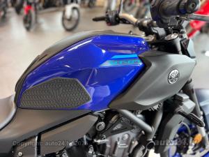 Blue Yamaha MT 07 2025 in Tallinn, with an engine capacity of 0.69 L and mileage of 5 thousand km for 7190 €, photo 5 on AUTOMOTO.COM.LV