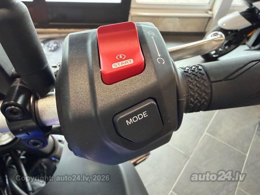 Blue Yamaha MT 07 2025 in Tallinn, with an engine capacity of 0.69 L and mileage of 5 thousand km for 7190 €, photo 19 on AUTOMOTO.COM.LV