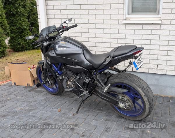 Grey Yamaha MT 07 2014 in Tallinn, with an engine capacity of 0.69 L and mileage of 24 thousand km for 4495 €, photo 3 on AUTOMOTO.COM.LV