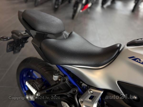 Pelēks Yamaha MT 07 2016 Tallina, ar dzinēja tilpumu 0.69 L un nobraukumu 21 tūkst. km par 5490 €, foto 5 vietnē AUTOMOTO.COM.LV