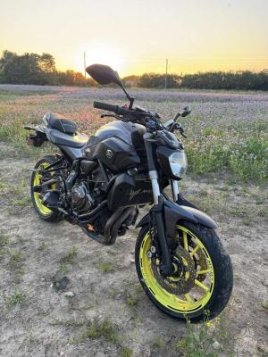 Grey Yamaha MT 07 2017 in Klaipeda, with an engine capacity of 0.70 L and mileage of 27 thousand km for 4200 €, photo  on AUTOMOTO.COM.LV