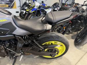 Pelēks Yamaha MT 07 2017 Šauļi, ar dzinēja tilpumu 0.69 L un nobraukumu 25 tūkst. km par 4250 €, foto 16 vietnē AUTOMOTO.COM.LV
