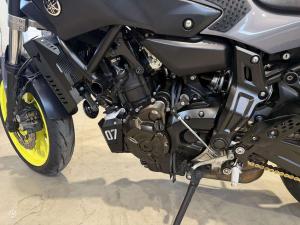 Pelēks Yamaha MT 07 2017 Šauļi, ar dzinēja tilpumu 0.69 L un nobraukumu 25 tūkst. km par 4250 €, foto 18 vietnē AUTOMOTO.COM.LV