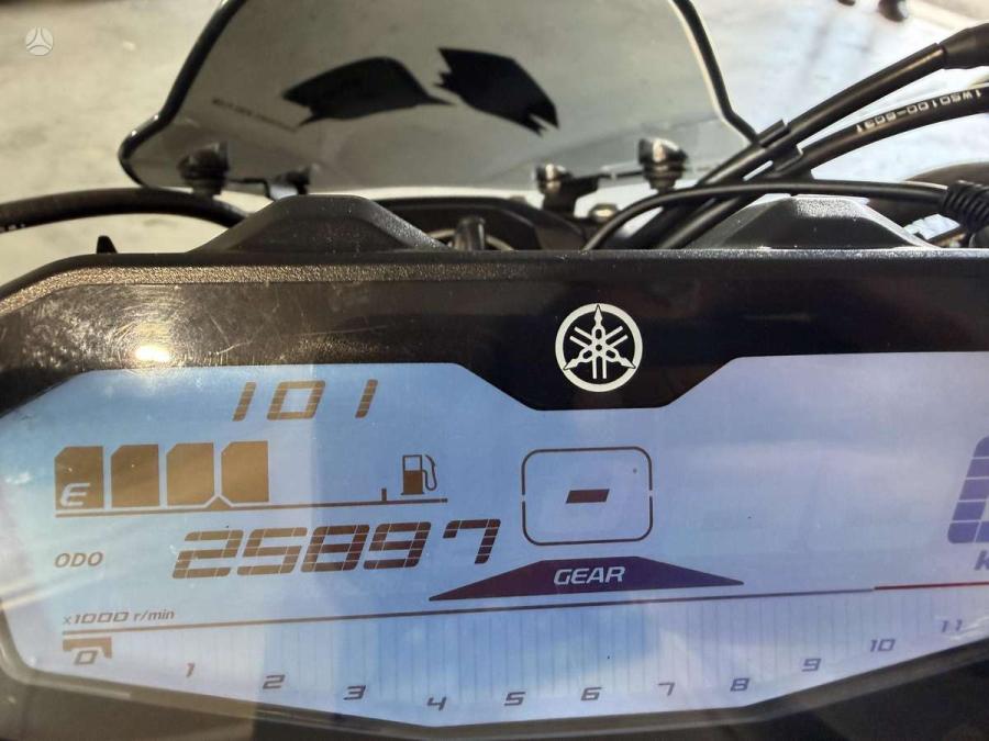 Pelēks Yamaha MT 07 2017 Šauļi, ar dzinēja tilpumu 0.69 L un nobraukumu 25 tūkst. km par 4250 €, foto 23 vietnē AUTOMOTO.COM.LV