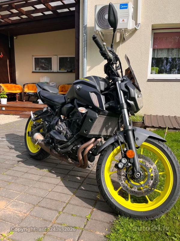 Yamaha MT 07 2018 Tallina vietnē Pelēks Yamaha MT 07 2018 Tallina, ar dzinēja tilpumu 0.69 L un nobraukumu 20 tūkst. km par 5000 €, foto 1 vietnē AUTOMOTO.COM.LV