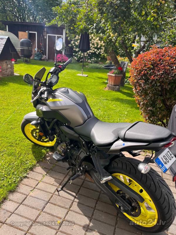 Yamaha MT 07 2018 Tallina vietnē Pelēks Yamaha MT 07 2018 Tallina, ar dzinēja tilpumu 0.69 L un nobraukumu 20 tūkst. km par 5000 €, foto 3 vietnē AUTOMOTO.COM.LV