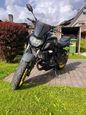 Pelēks Yamaha MT 07 2018 Tallina, ar dzinēja tilpumu 0.69 L un nobraukumu 20 tūkst. km par 5000 €, foto 6 vietnē AUTOMOTO.COM.LV