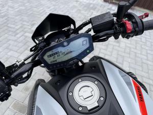 Серый Ямаха MT 07 2020 в Каунас, объемом двигателя 0.70 л и пробегом 22 тыс. км за 5300 €, фото 14 на AUTOMOTO.COM.LV