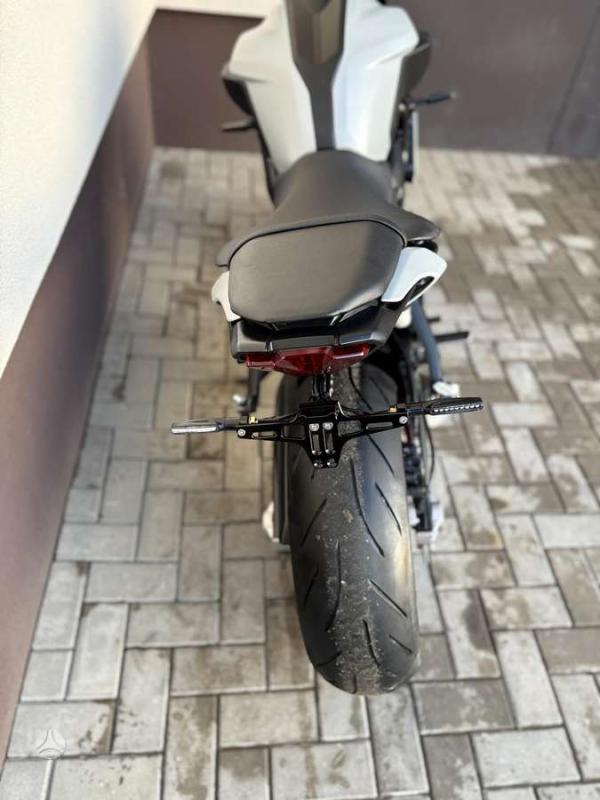 Grey Yamaha MT 07 2020 in Kaunas, with an engine capacity of 0.69 L and mileage of 0 thousand km for 4650 €, photo 10 on AUTOMOTO.COM.LV