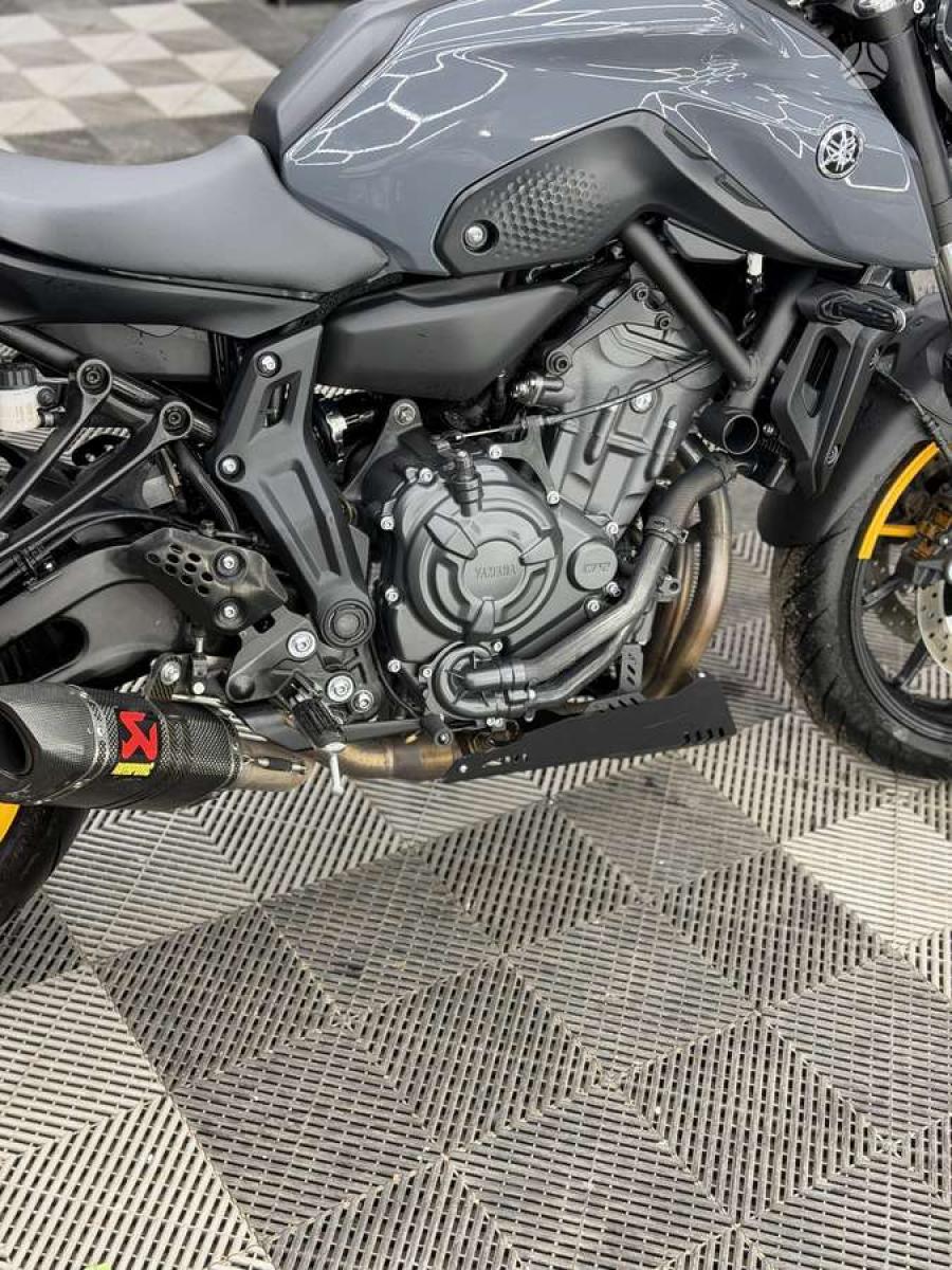 Grey Yamaha MT 07 2021 in Kaunas, with an engine capacity of 0.69 L and mileage of 19 thousand km for 5200 €, photo 11 on AUTOMOTO.COM.LV
