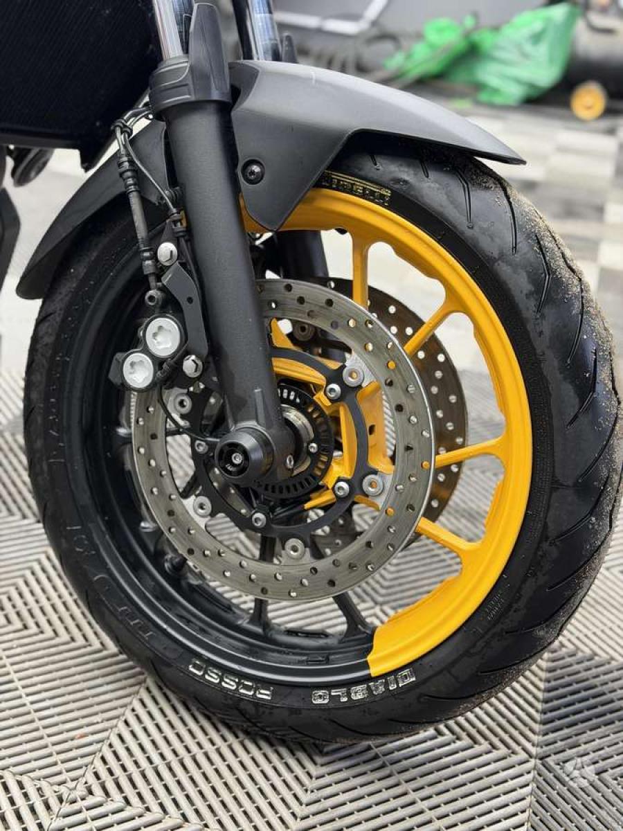 Grey Yamaha MT 07 2021 in Kaunas, with an engine capacity of 0.69 L and mileage of 19 thousand km for 5200 €, photo 13 on AUTOMOTO.COM.LV