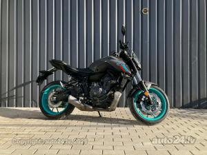 Grey Yamaha MT 07 2022 in Tartu, with an engine capacity of 0.69 L and mileage of 14 thousand km for 5990 €, photo 4 on AUTOMOTO.COM.LV
