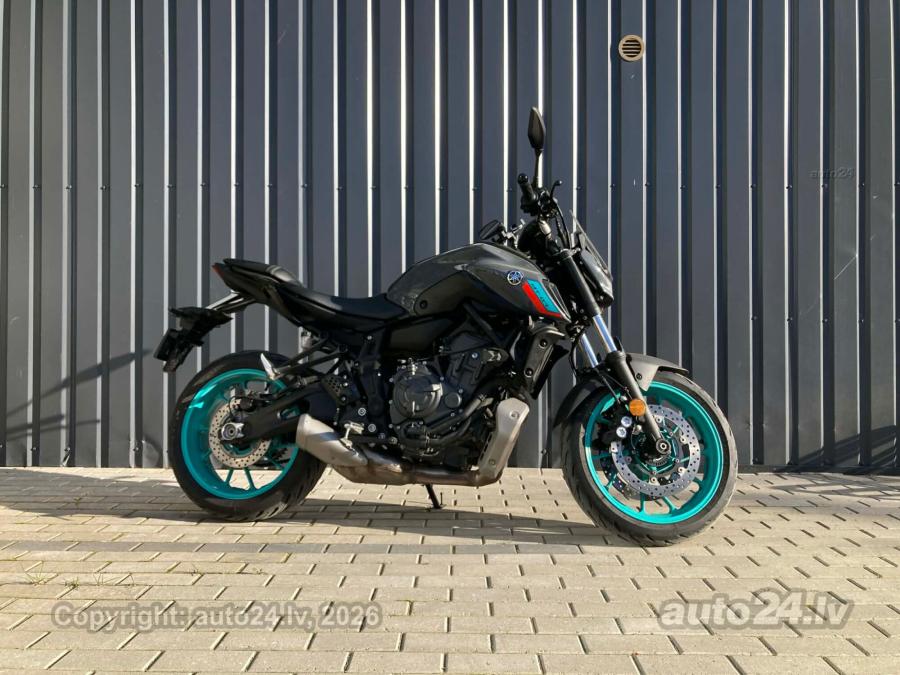 Grey Yamaha MT 07 2022 in Tartu, with an engine capacity of 0.69 L and mileage of 14 thousand km for 5990 €, photo 4 on AUTOMOTO.COM.LV