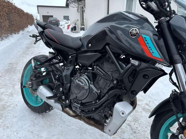 Pelēks Yamaha MT 07 2023 Šauļi, ar dzinēja tilpumu 0.69 L un nobraukumu 9 tūkst. km par 5890 €, foto 4 vietnē AUTOMOTO.COM.LV