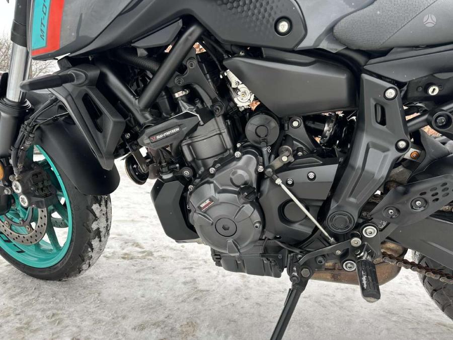 Pelēks Yamaha MT 07 2023 Šauļi, ar dzinēja tilpumu 0.69 L un nobraukumu 9 tūkst. km par 5890 €, foto 16 vietnē AUTOMOTO.COM.LV