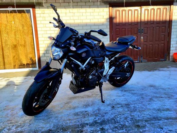 Yamaha MT 07 2014 in Prienai, with an engine capacity of 0.70 L and mileage of 25 thousand km for 4250 €, photo 2 on AUTOMOTO.COM.LV