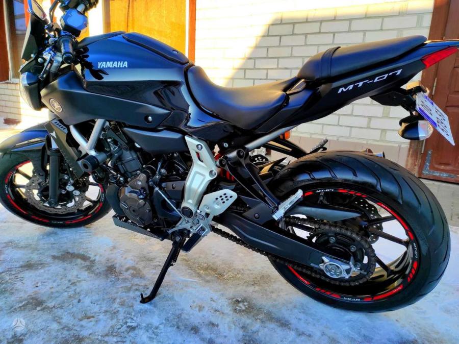 Yamaha MT 07 2014 Prienai, ar dzinēja tilpumu 0.70 L un nobraukumu 25 tūkst. km par 4250 €, foto 5 vietnē AUTOMOTO.COM.LV