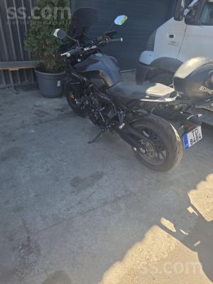 Yamaha MT 07 2014 in Riga, with an engine capacity of 0.70 L and mileage of 0 thousand km for 4000 €, photo 5 on AUTOMOTO.COM.LV