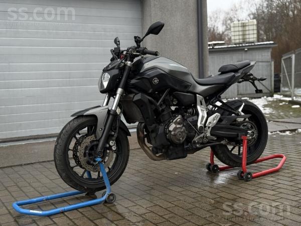 Yamaha MT 07 2015 in Tallinn, with an engine capacity of 0.70 L and mileage of 0 thousand km for 4490 €, photo 2 on AUTOMOTO.COM.LV