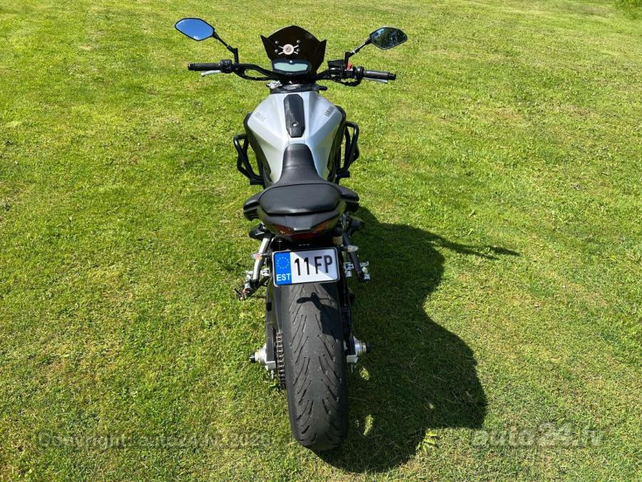 Yamaha MT 07 2015 Viljandi, ar dzinēja tilpumu 0.00 L un nobraukumu 24 tūkst. km par 5000 €, foto 4 vietnē AUTOMOTO.COM.LV