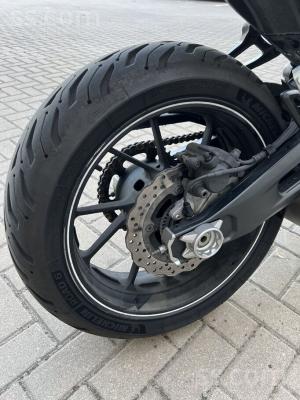 Yamaha MT 07 2015 in Riga, with an engine capacity of 0.69 L and mileage of 0 thousand km for 4300 €, photo 8 on AUTOMOTO.COM.LV