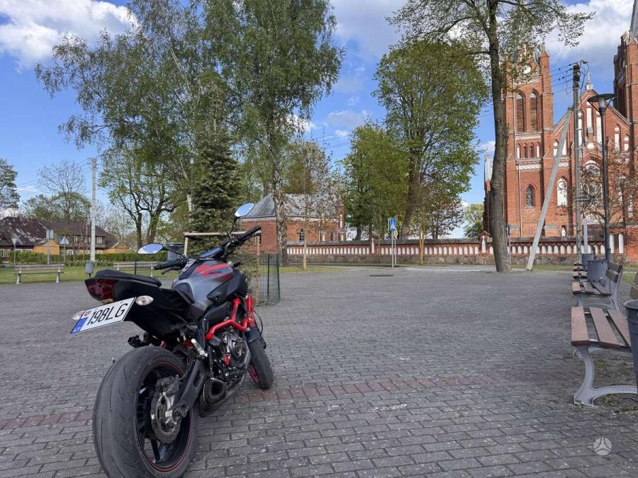 Yamaha MT 07 2015 in Birzai, with an engine capacity of 0.70 L and mileage of 31 thousand km for 4200 €, photo 1 on AUTOMOTO.COM.LV