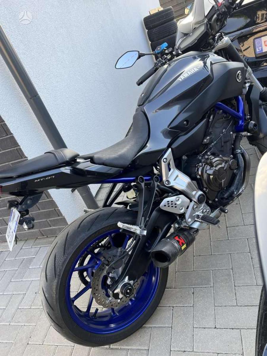 Yamaha MT 07 2015 in Kaunas, with an engine capacity of 0.70 L and mileage of 40 thousand km for 4400 €, photo 3 on AUTOMOTO.COM.LV