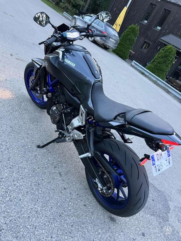 Yamaha MT 07 2015 in Kaunas, with an engine capacity of 0.70 L and mileage of 40 thousand km for 4400 €, photo 6 on AUTOMOTO.COM.LV