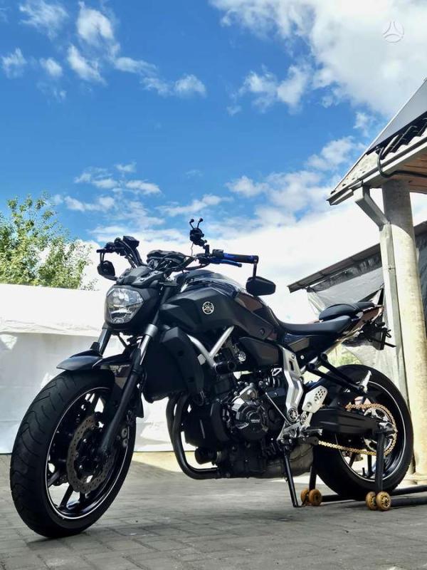 Yamaha MT 07 2015 in Prienai, with an engine capacity of 0.70 L and mileage of 39 thousand km for 4150 €, photo 1 on AUTOMOTO.COM.LV