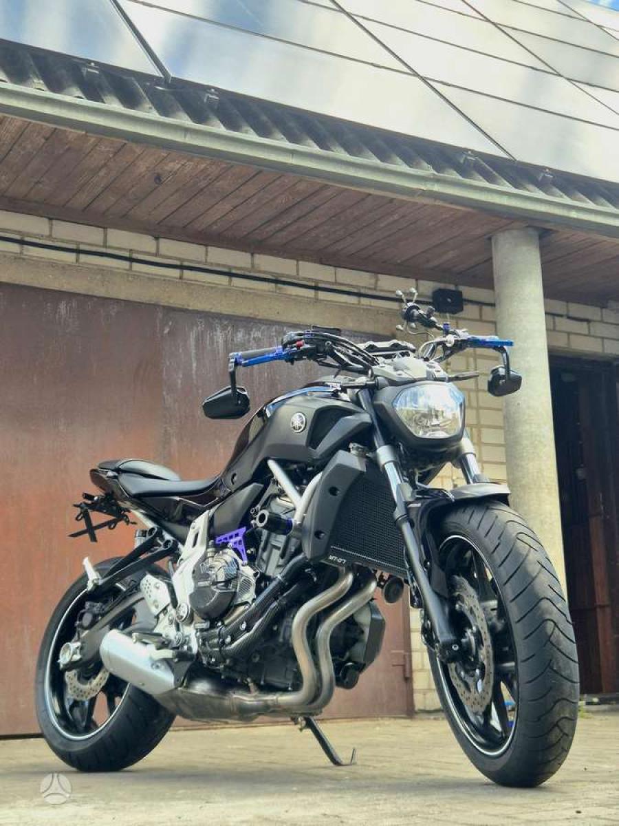 Yamaha MT 07 2015 in Prienai, with an engine capacity of 0.70 L and mileage of 39 thousand km for 4150 €, photo 5 on AUTOMOTO.COM.LV