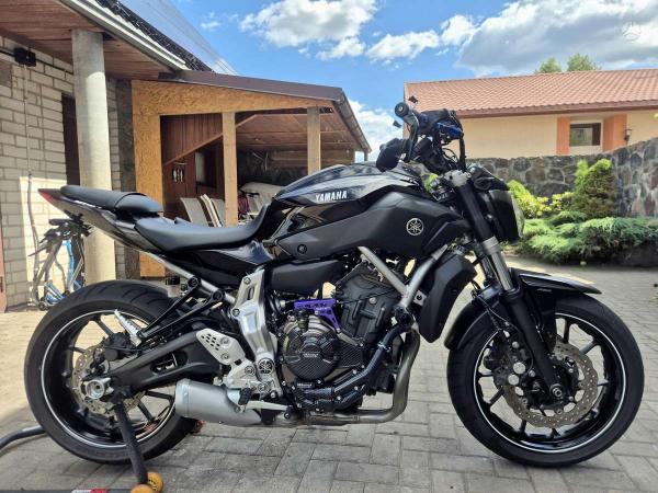 Yamaha MT 07 2015 in Prienai, with an engine capacity of 0.70 L and mileage of 39 thousand km for 4150 €, photo 6 on AUTOMOTO.COM.LV