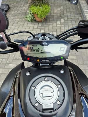 Yamaha MT 07 2015 in Prienai, with an engine capacity of 0.70 L and mileage of 39 thousand km for 4150 €, photo 12 on AUTOMOTO.COM.LV